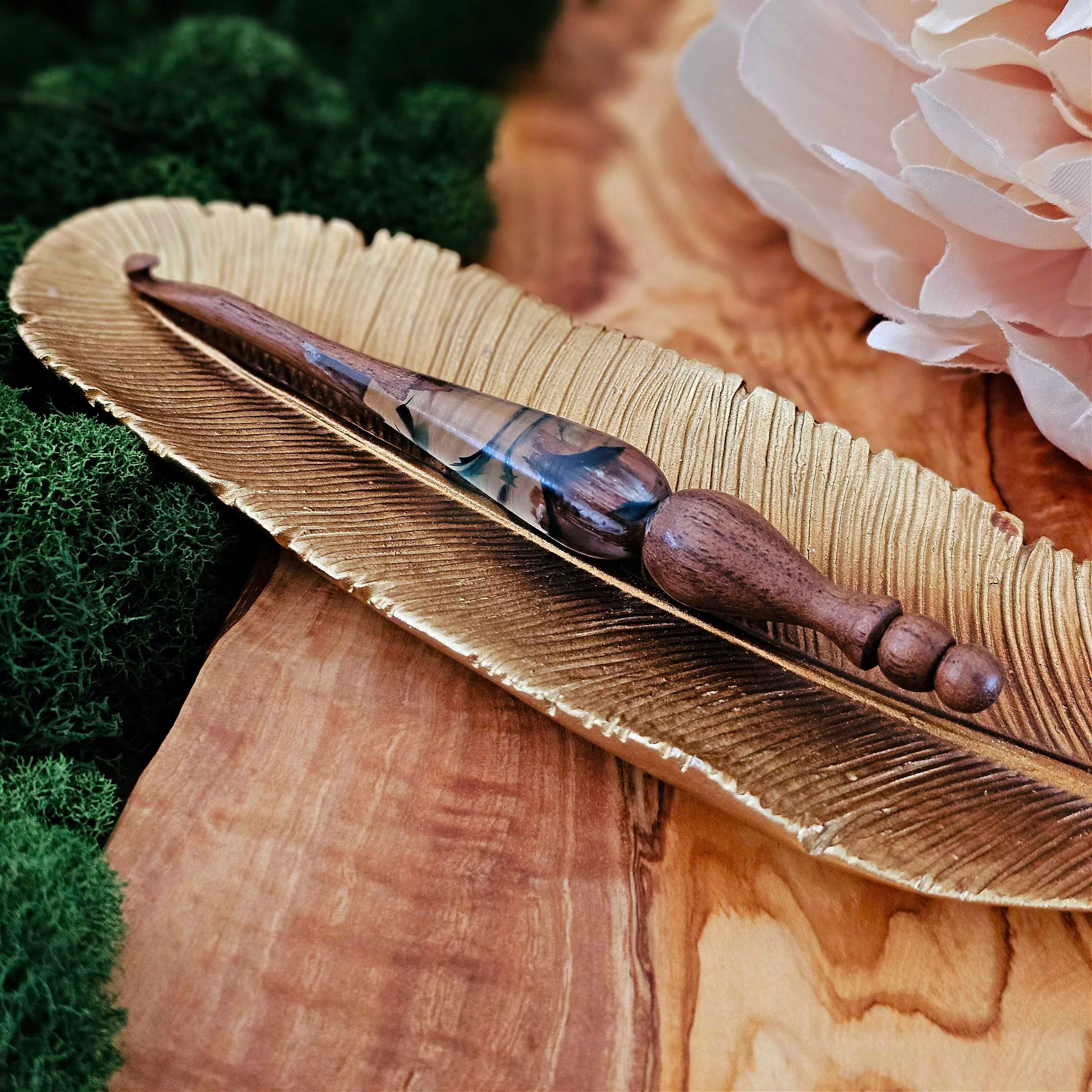 Silver Streamline Metal Crochet Hooks | Furls Crochet – FurlsCrochet