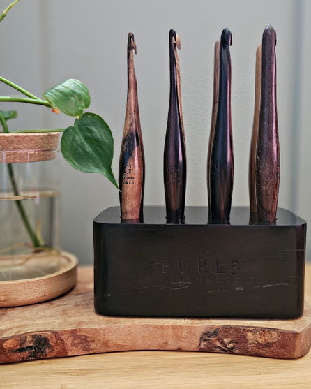 Journey Leather Double Hook Holder – FurlsCrochet
