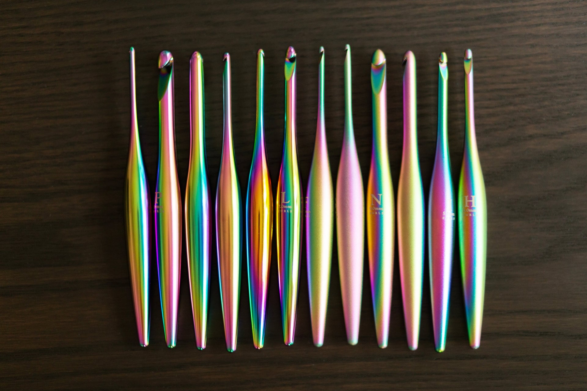 Aura Streamline Metal Crochet Hooks | Furls Crochet – FurlsCrochet