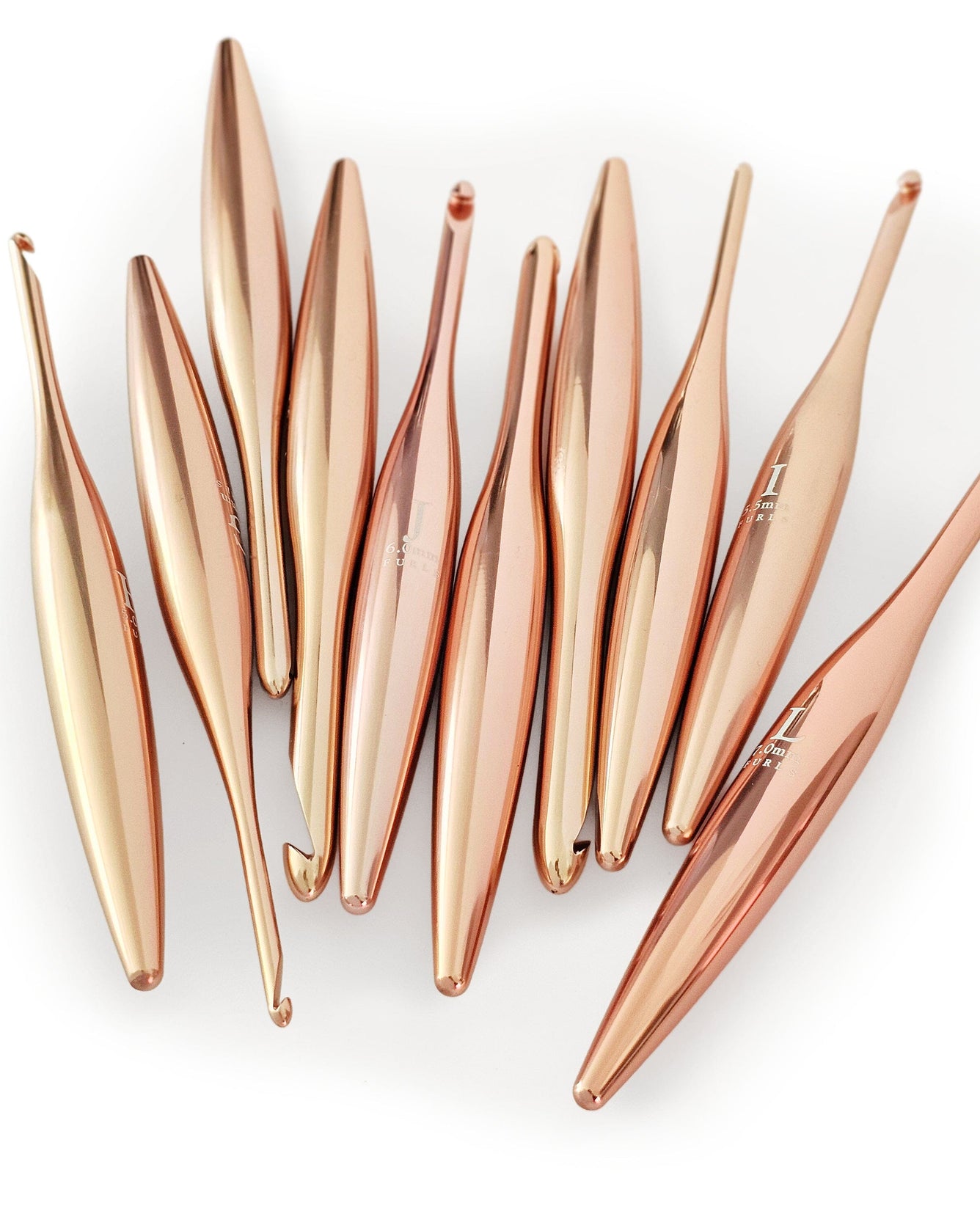 Free Amigurumi Crochet Pattern- Nesting Hearts for Valentine's Day ...