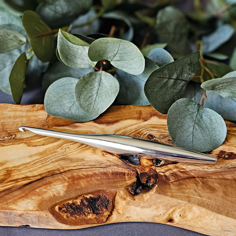 Silver Streamline Metal Crochet Hooks | Furls Crochet – FurlsCrochet